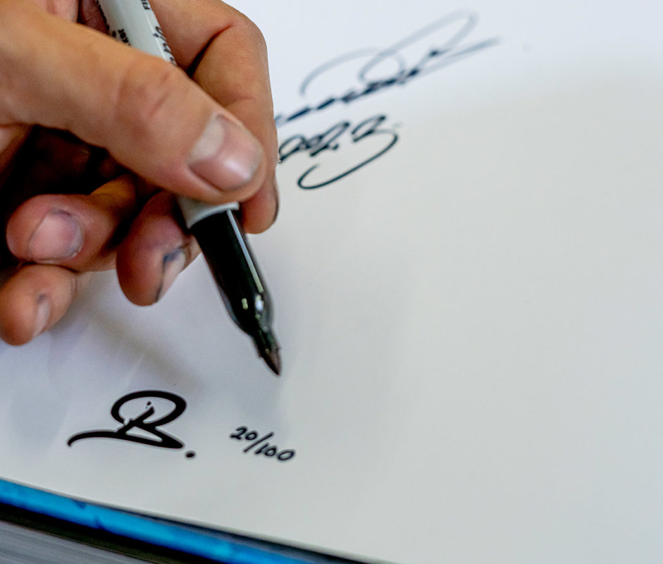 Signed Edition – Monograph “The Evolution of Everything” – Mikael B